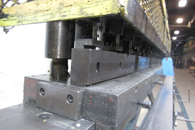 FABCO-AIR/CUSTOM 80" 5 Station Pneumatic Press Metal Door Frame Clicker ...