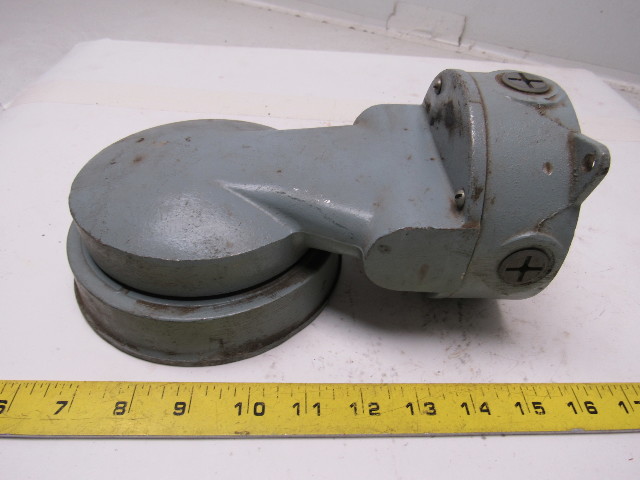 Crouse -Hinds VXB-10 Enclosed Wall Mounted Lighting Fixture 1/2 ...