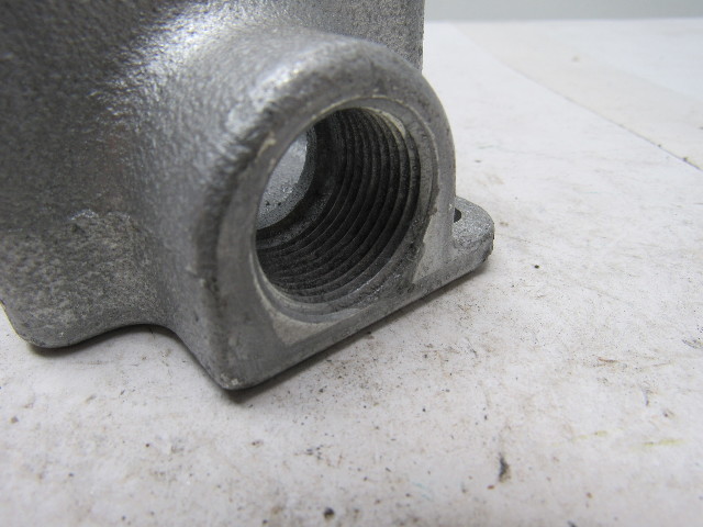 Crouse-Hinds FSC2 Rigid Conduit Outlet Box 3/4" Hubs | Bullseye ...