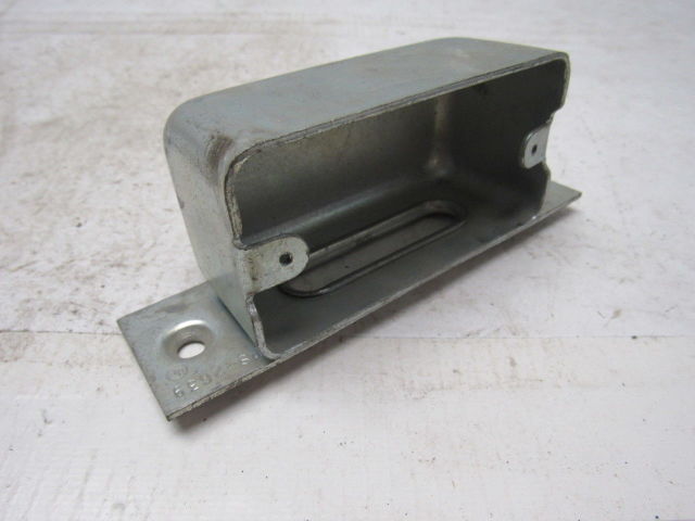 Power Strut PS-2639 Outlet box for strut channel | Bullseye Industrial ...