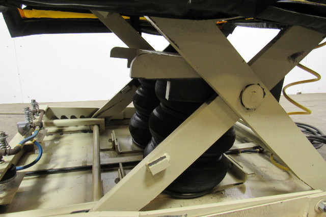 AIRFLOAT R6A-01 4000Lb. Cap. Pneumatic Lift & Rotate Table 15-36" Ht ...