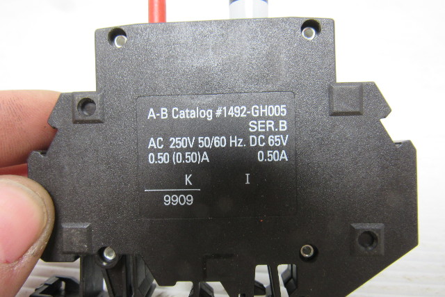 A-B Allen Bradley 1492-GH005 Ser. B Electric Circuit Breaker 250V 0.50A ...