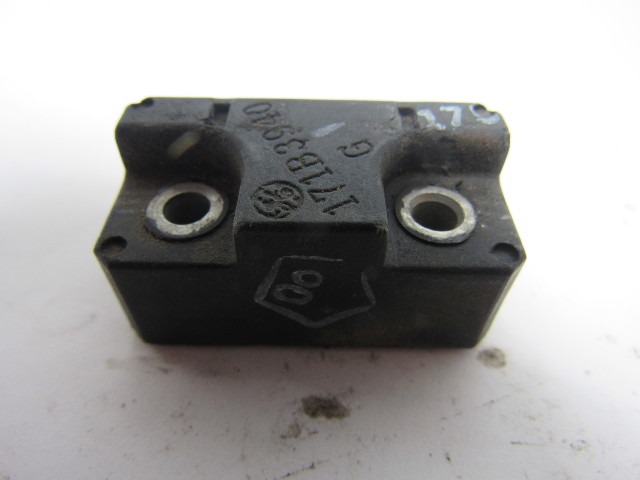 GE General Electric 171B3940 Hyster Forklift Snubber Block | Bullseye ...