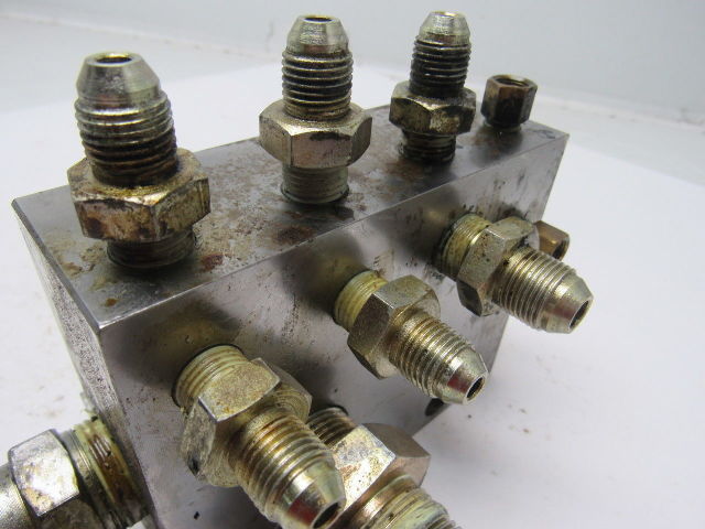 Steel Hydraulic 11 Port Manifold See Description | Bullseye Industrial ...