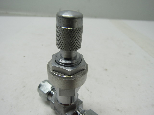 Swagelok B-6MG-MM Brass Panel Mount Metering Valve 6MM Tube Compression ...