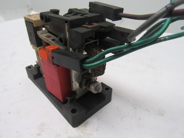 Cableform A1322-3-2-36 36 VDC Contactor Taken From Tennant 6550 Sweeper ...