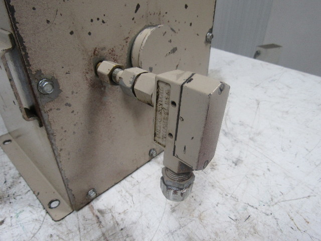 Trabon 521-000-021 Modu-Flo Pump Package W/24 Pint Rectangular Oil Tank ...