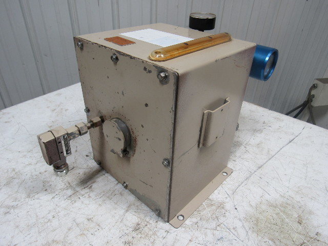 Trabon 521-000-021 Modu-Flo Pump Package W/24 Pint Rectangular Oil Tank ...