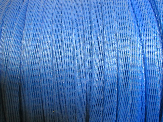 CAPLUGS SW 15? Sleeve Web Netting Aprox 2" Max Dia. Blue APROX 3/4 of ...