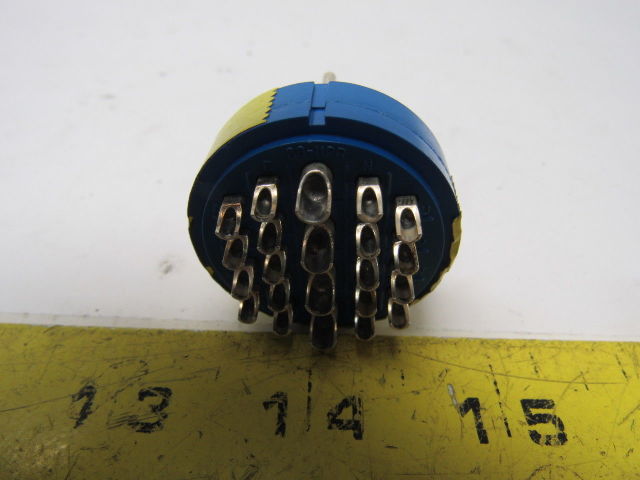 Amphenol 97-28-11P Circular Insert Socket Connector 22 Pin Male Solder ...