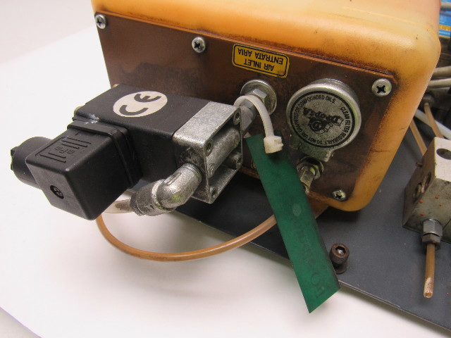 DropsA 1639093 Lubrication Control Tank Pressure Regulator See ...