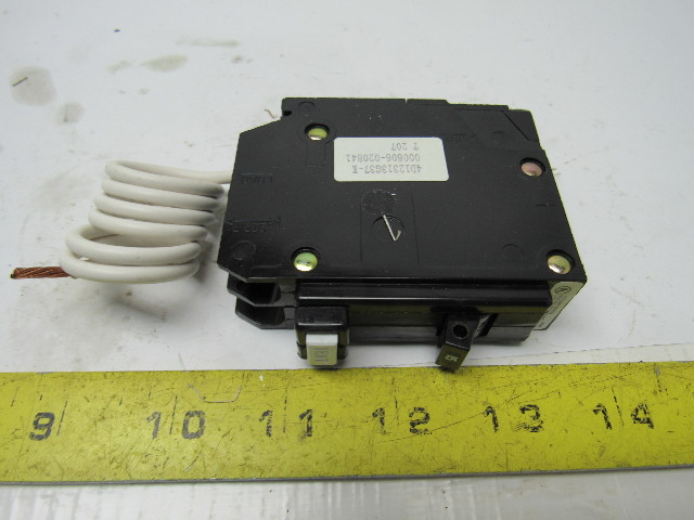 Cuttler Hammer GFCB115 15 Amp 1 Pole Ground Fault Circuit Breaker ...