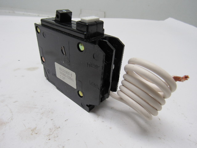 Cuttler Hammer GFCB115 15 Amp 1 Pole Ground Fault Circuit Breaker ...