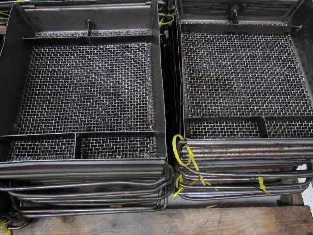 Steel Wire Mesh Plating Racks Dip Tank Parts Cleaning Bins Basket Lot ...
