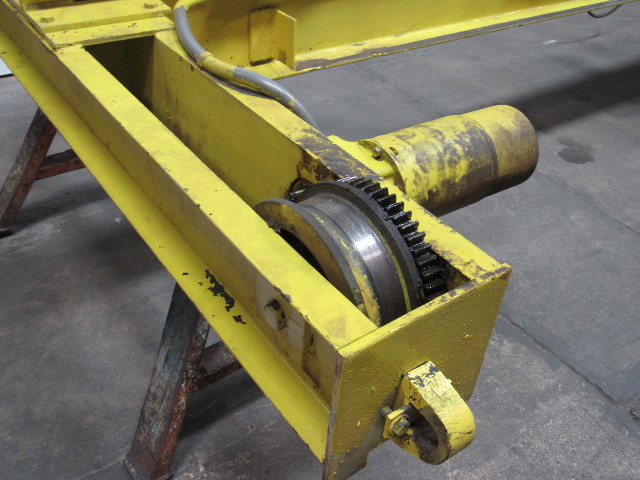 ROBBINS & MYERS 2 TON Top Running Bridge Crane & Hoist 20'6" Lift 28'7 ...