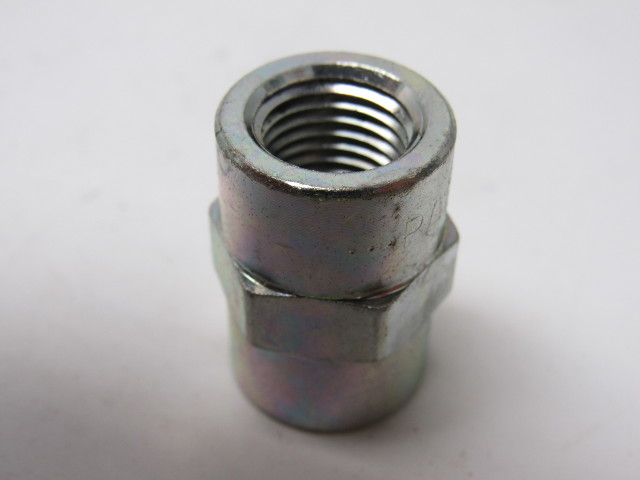 Parker 1/4 GG-S 1/4 X 1/4 NPT Steel Pipe Coupling Lot of 13 | Bullseye ...