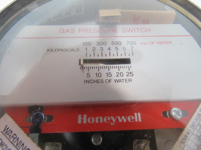 Honeywell C437H 1001 Gas/Air Pressure Switch Range 1 to 26IN Water ...