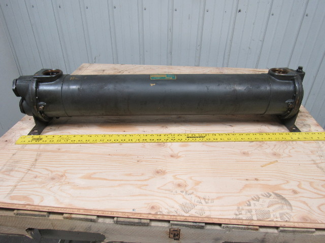 Young F-604-ER-2P Fixed Tube Bundle 2 Pass Heat Exchanger 150 psi Max ...