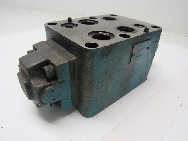 Vickers DGPC 06AB50 Pilot Operated Check Module Stacking Valve ...