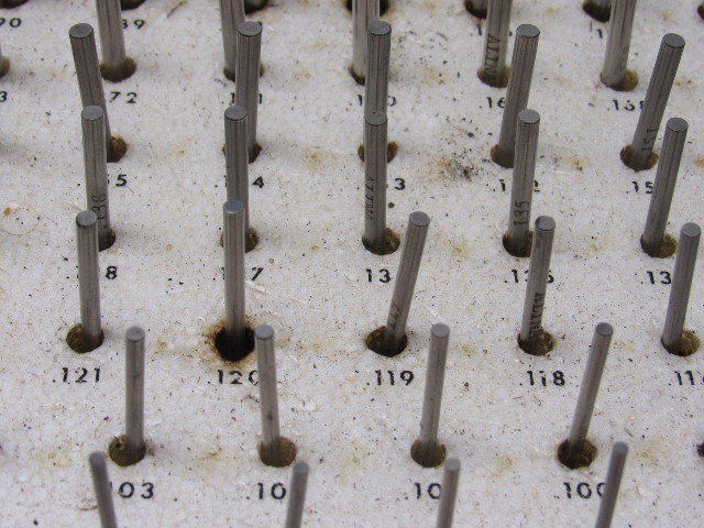 Alina Pin Plug Gauge Set W/Wood Case 187pcs .061 - .250 Missing .108 ...