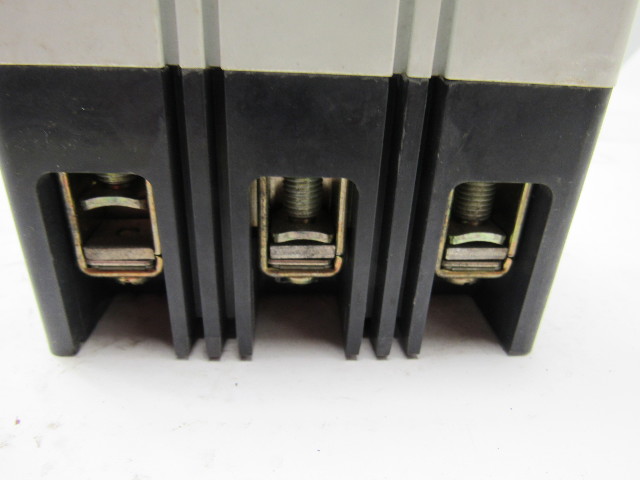 Eaton Cutler Hammer FD3060 Molded Case Circuit Breaker 60 Amp 600 V 3 ...