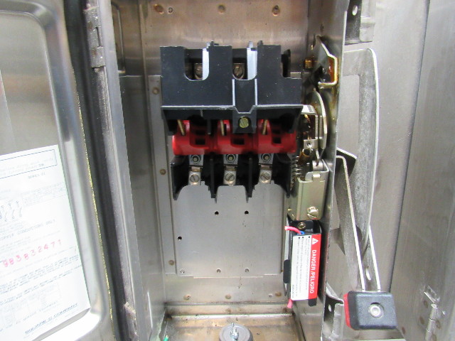 Square D HU361DSEI Pole Mounted Stainless Steel (2) Safety Switch 30A ...