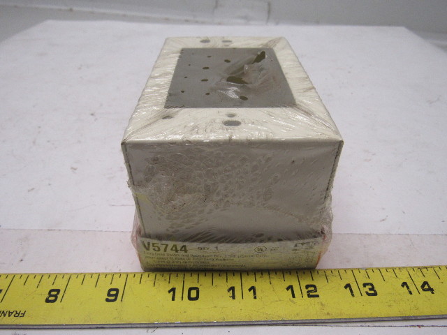 Wiremold V5744 Deep Switch & Receptacle Box Ivory Lot of 5 | Bullseye ...