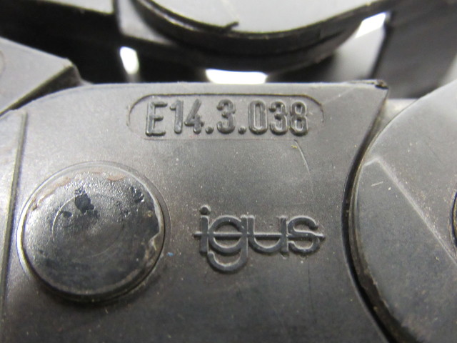 Igus E14.3.038 50" Energy Chain Cable Carrier Hinge-Open Crossbar W ...