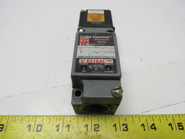 CUTLER HAMMER E51SAL & E51DT5 Proximity Switch W/ Inductive Top Sensing ...