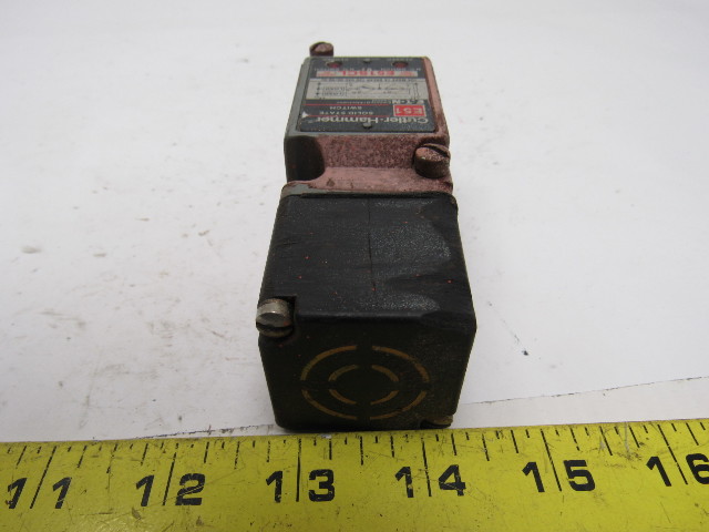CUTLER HAMMER E51SCL & E51DT1 Switch Body & Proximity Head Lot/2 ...
