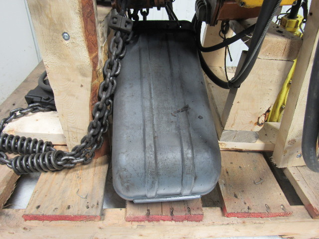 ACCOLIFT 2130140 2 TON Electric Chain Hoist W Power Trolley 18'10" Lift ...