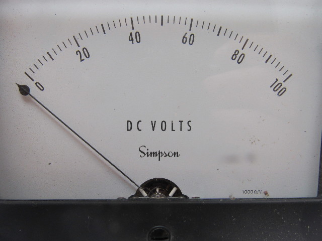 Simpson 09940 Wide-Vue Analog 0-100 VDC Panel Volt Meter 4-1/2 ...