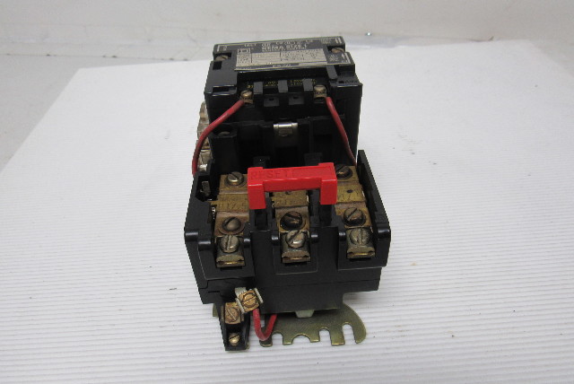 Square D Size 1 Starter Class 8536 Type SC03 Ser. A 600V Max | Bullseye ...