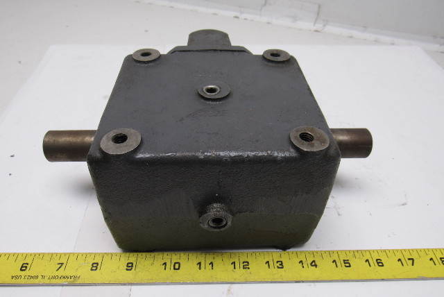 H9 Right Angle Gear Box 1:1 Ratio 1" O.D. Shafts Mounting Holes Top ...