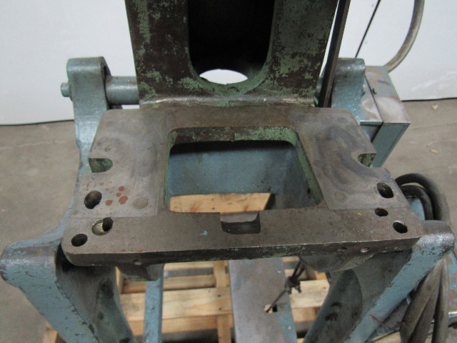 Alva Allen BT-5 5 Ton Mechanical OBI Punch Press 1-1/4" Stroke 4 ...