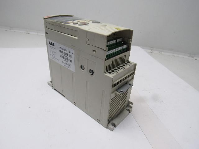 ABB ACS350-03U-04A1-4 2HP, 3-Phase, 380-480V, IP20, Variable Frequency ...