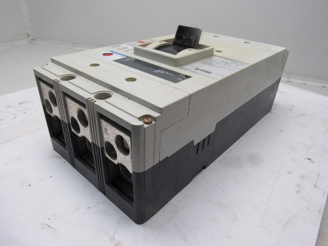 Eaton CHND3800T33W CHND65K 600VAC 800Amp 3Pole Circuit Breaker Digitip ...