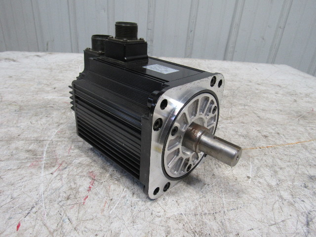 Yaskawa SGMG-13A2AB 1.7Hp 1.3kW 1300W 7/8" Output Shaft AC Servo Motor ...