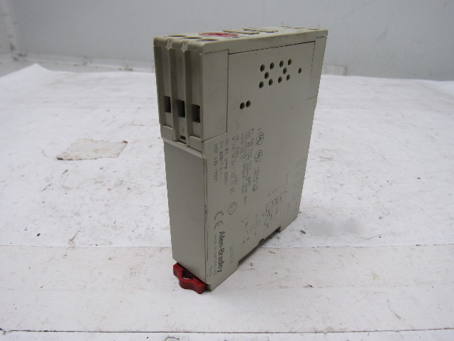 Allen Bradley 700-FS-101JU23 24-240VAC 0.5-10s On Delay Timing Relay ...