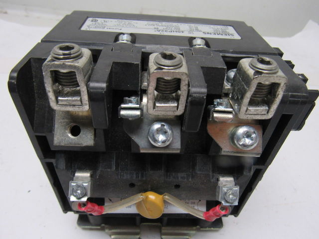 Siemens 40HP32A* Ser B NEMA 3 600V 90A 50Hp MAX 480V Coil 3Ph Contactor ...