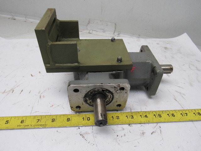 J & B R12 90° Right Angle Bevel Gear Drive 3/4" Shaft 1:1 Ratio ...