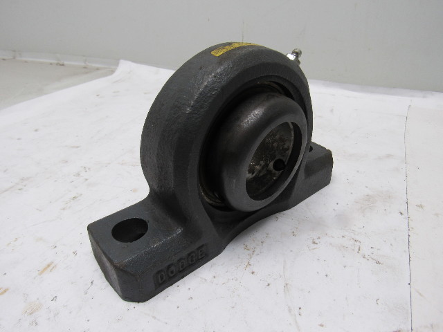 Dodge 1-15/16" Pillow Block Set Screw Bearing 2 Bolt Flanged | Bullseye ...