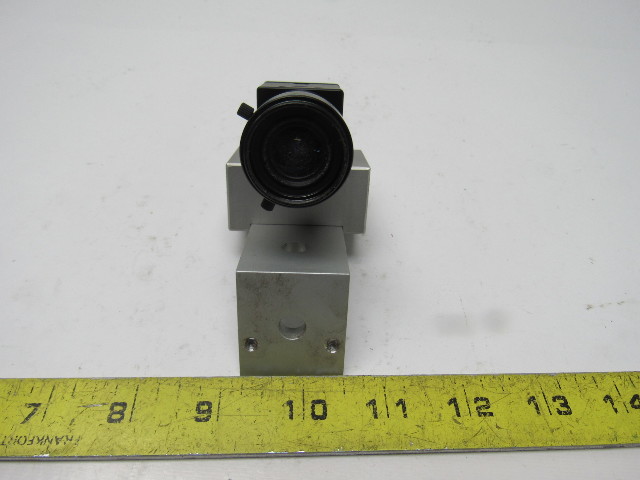 Sony XC-HR70 Monochrome High Resolution B/W CCD Camera W/8mm Lens ...