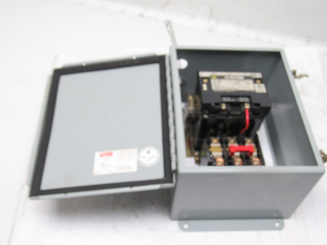 Square D Class 8536 SD01 600V 25Hp Motor Starter Magnetic Contactor ...