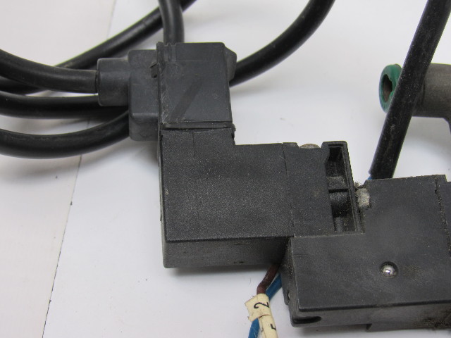 Parker B310BC549C 24V Pneumatic Air Solenoid Control Valve 1/8" NPT ...