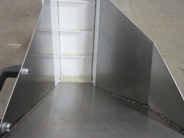 120"x8" Vertical incline Cleated Conveyor 100" Discharge 37FPM 230/460V ...