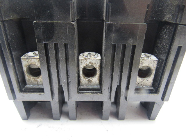 ITE EE3B050 240V 50Amp Type EE 3 Pole Molded Case Breaker | Bullseye ...