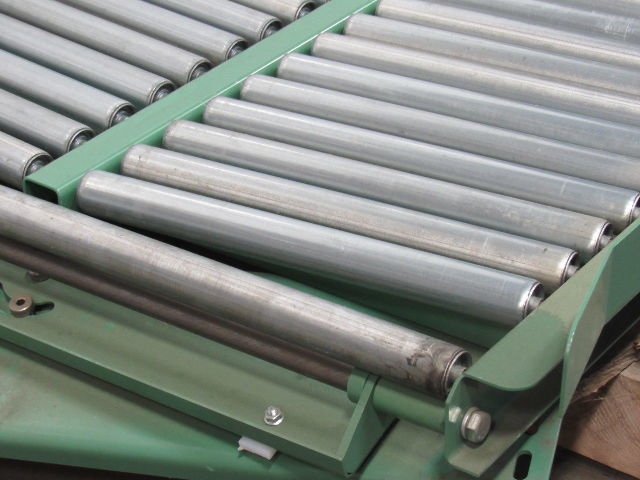 Roach Swivel Manual Diverting Gravity Roller Conveyor 72" x 35 ...