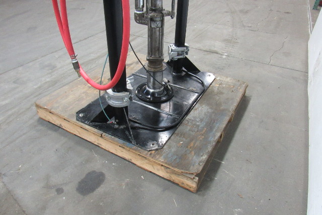 Graco Bulldog 10:1 204-287 Series K3H Pump Air powered Transfer Bucket ...