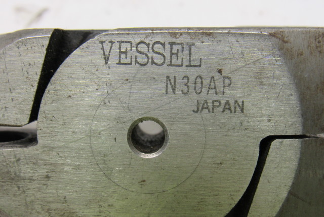 Vessel N30AP Pneumatic Nipper Shear Jaw Set | Bullseye Industrial Sales